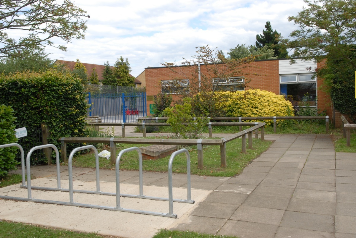 Riverbridge Primary School - Welcome to our school