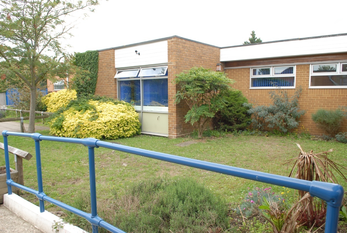 Riverbridge Primary School - Welcome to our school