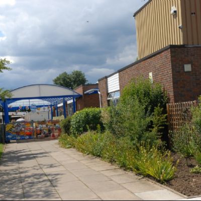 Riverbridge Primary School - Welcome to our school