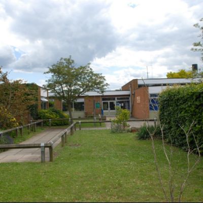 Riverbridge Primary School - Welcome to our school