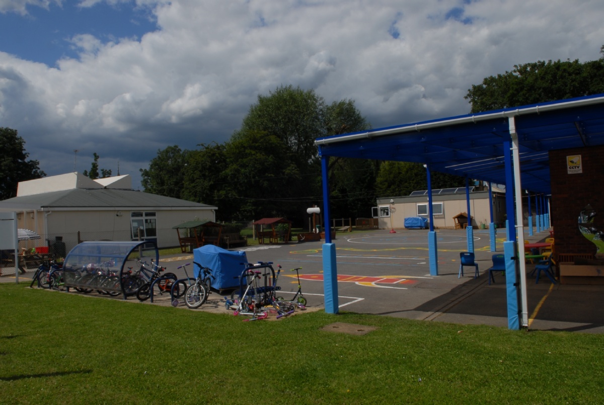 Riverbridge Primary School - Our Beautiful Grounds